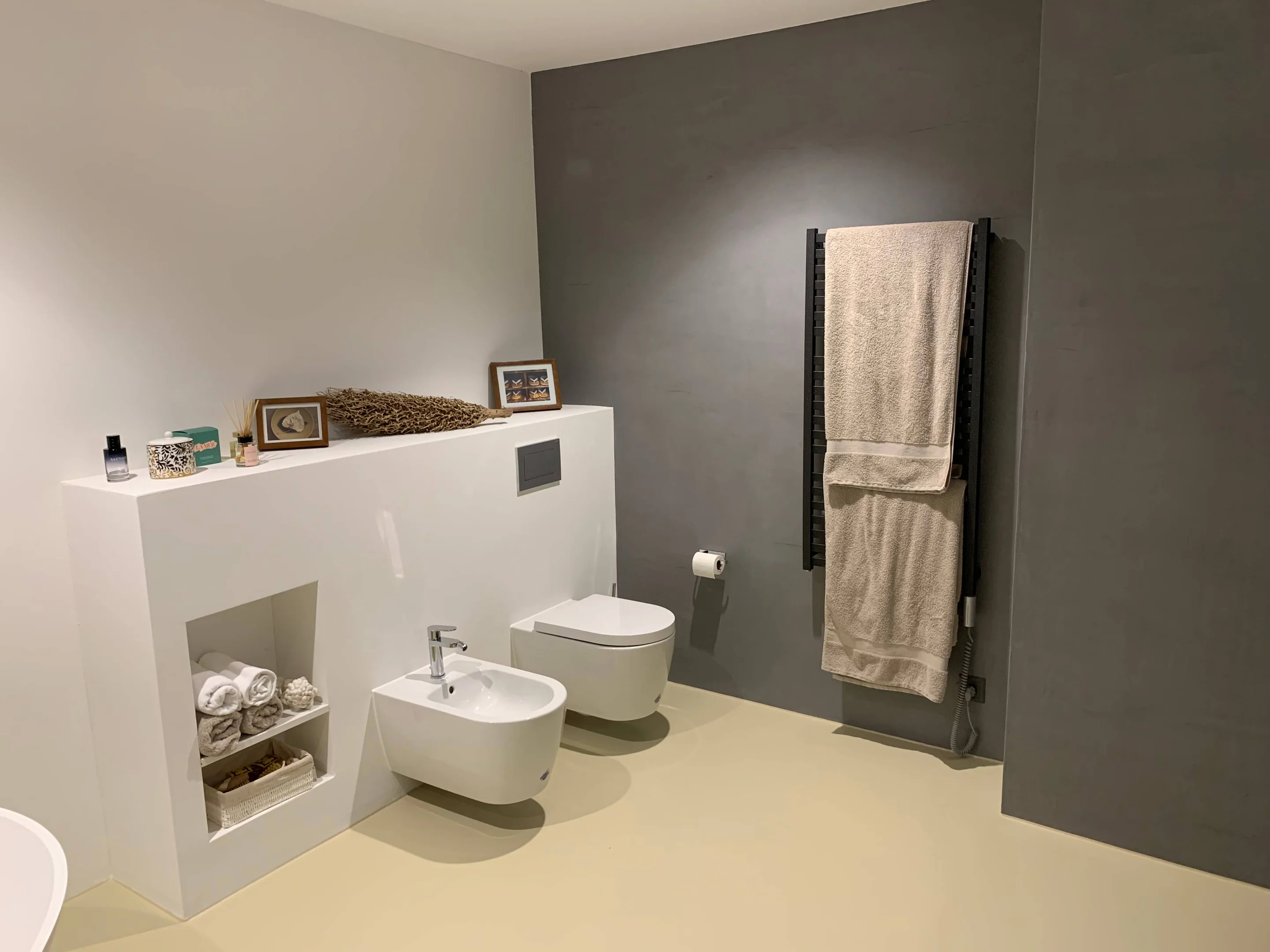 Das moderne Bad ist fugenlos | Bauarena